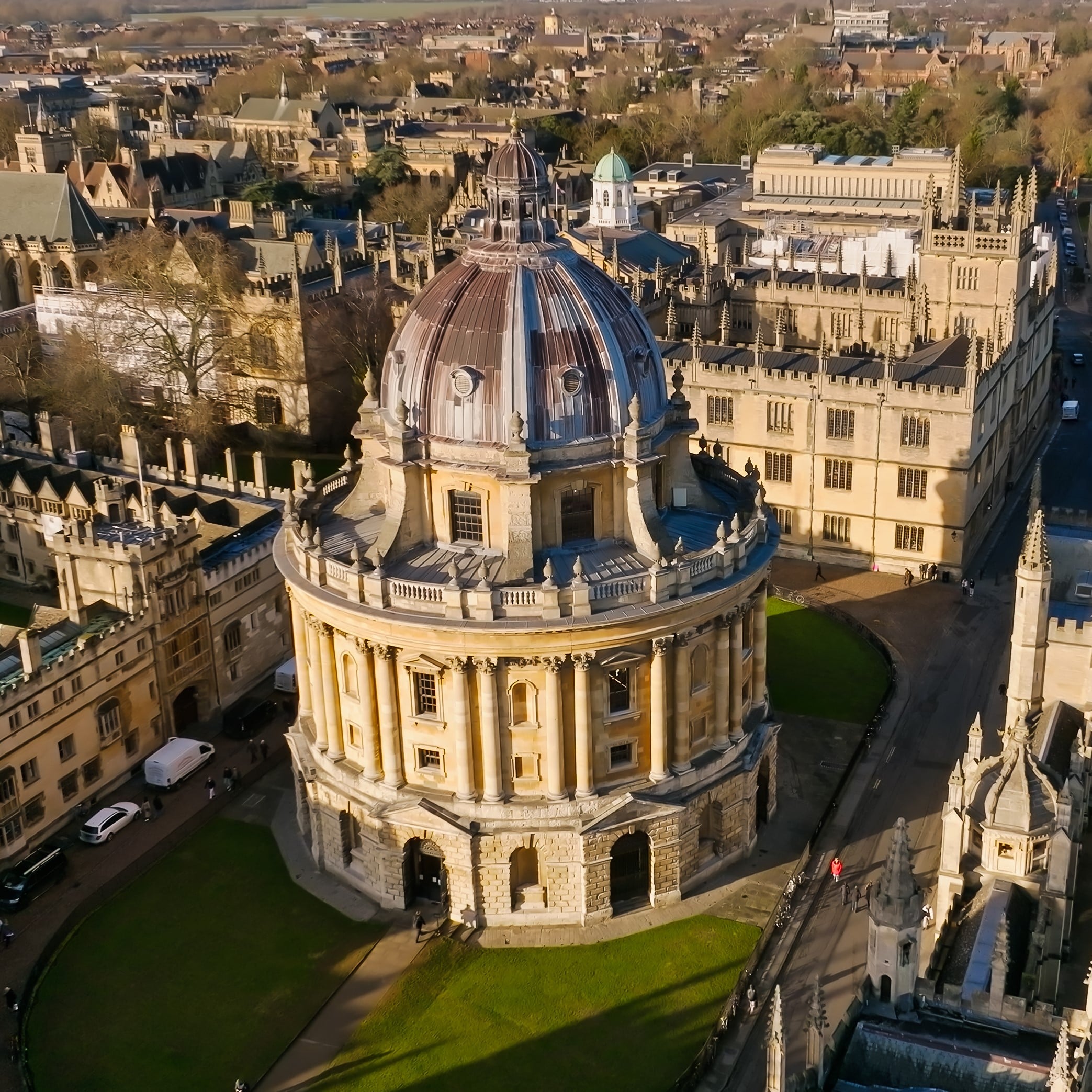 Oxford tops QS World University Rankings in English, anatomy and ...