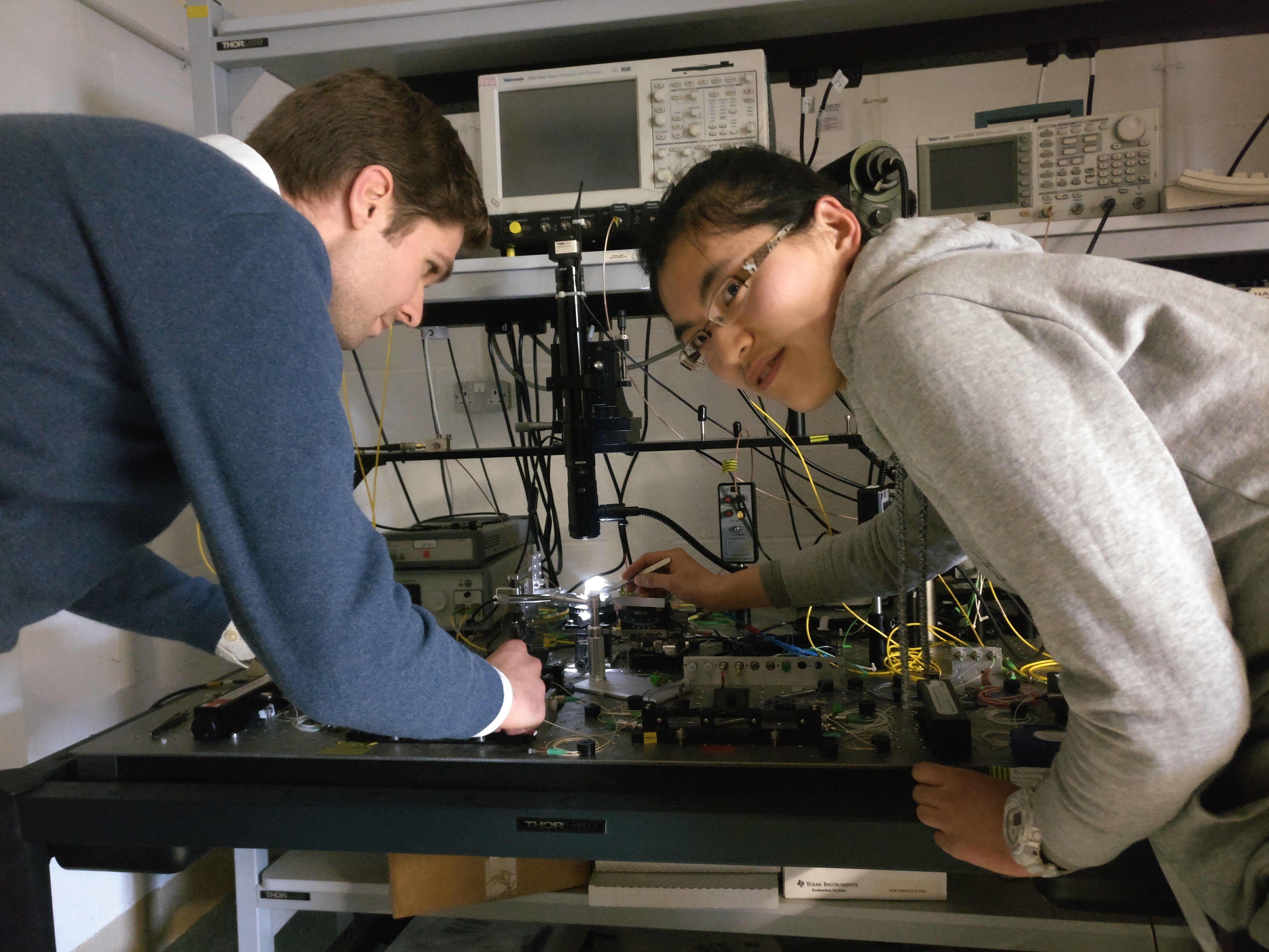 New Optical Memory Cell Achieves Record Data-Storage Density ...