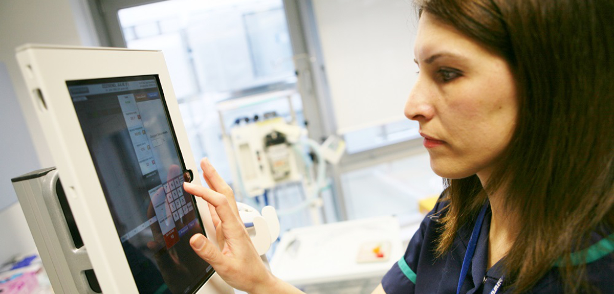 Tablet computing to improve patient safety comes to John Radcliffe ...