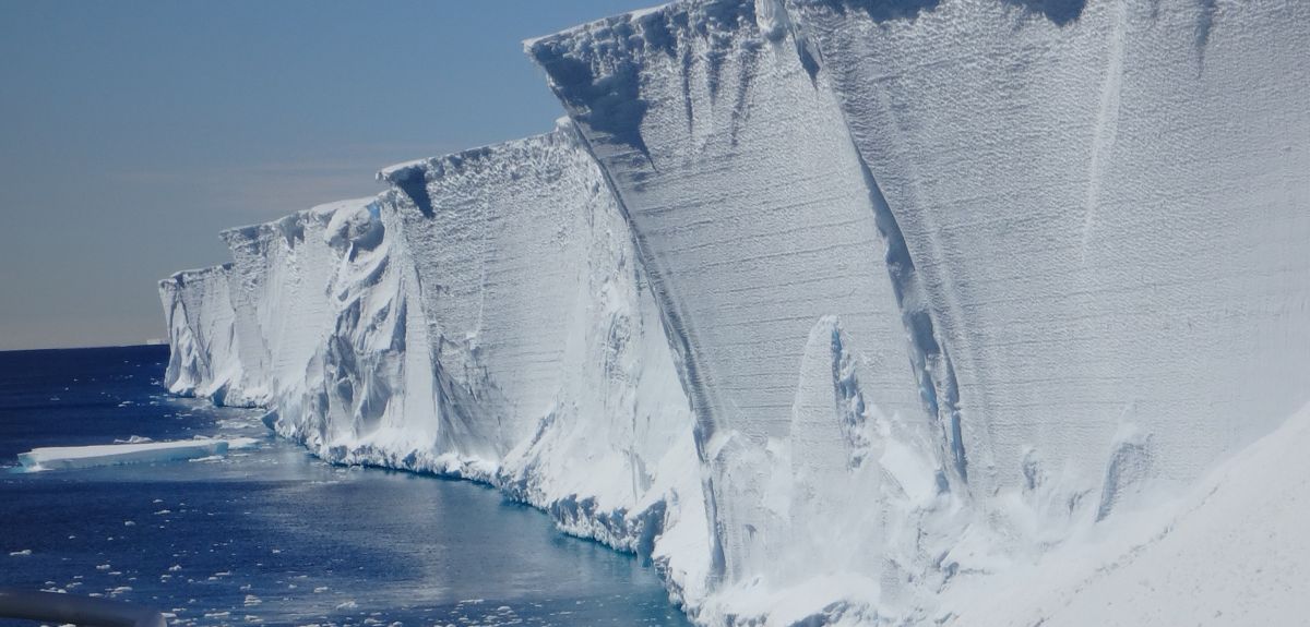 Synthetic fibres discovered in Antarctic samples show the ‘pristine ...