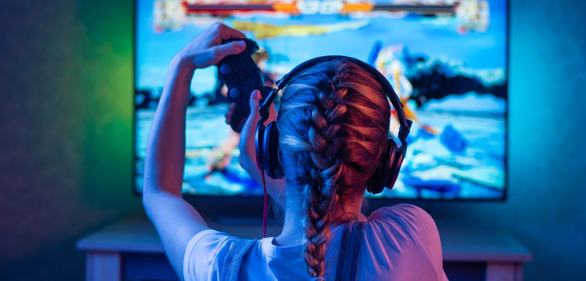 Groundbreaking new study says time spent playing video games can be ...